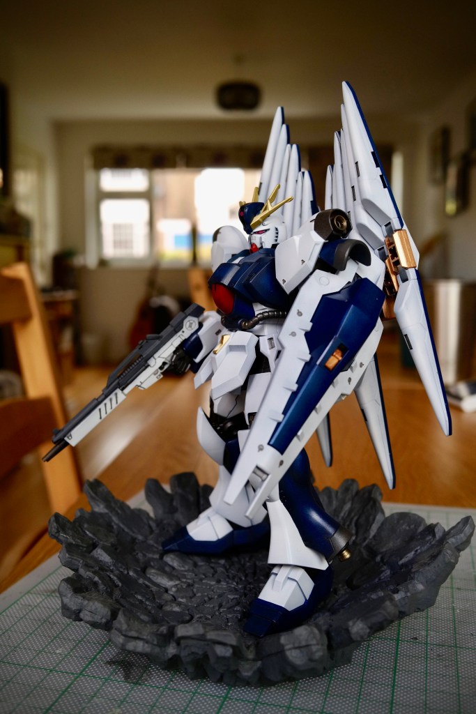 Bandai 1/144 HG V-Zeon Gundam (Captain Zeon’s Mobile Suit) – It is a ...